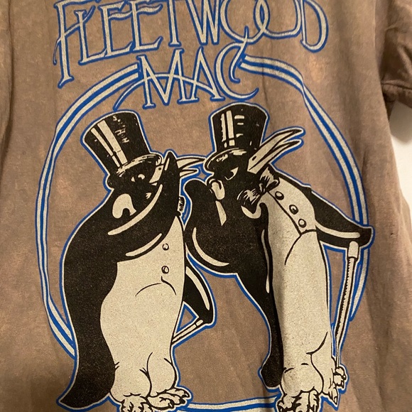 Urban Outfitters | Tops | New Fleetwood Mac Penguins Album Cover ...